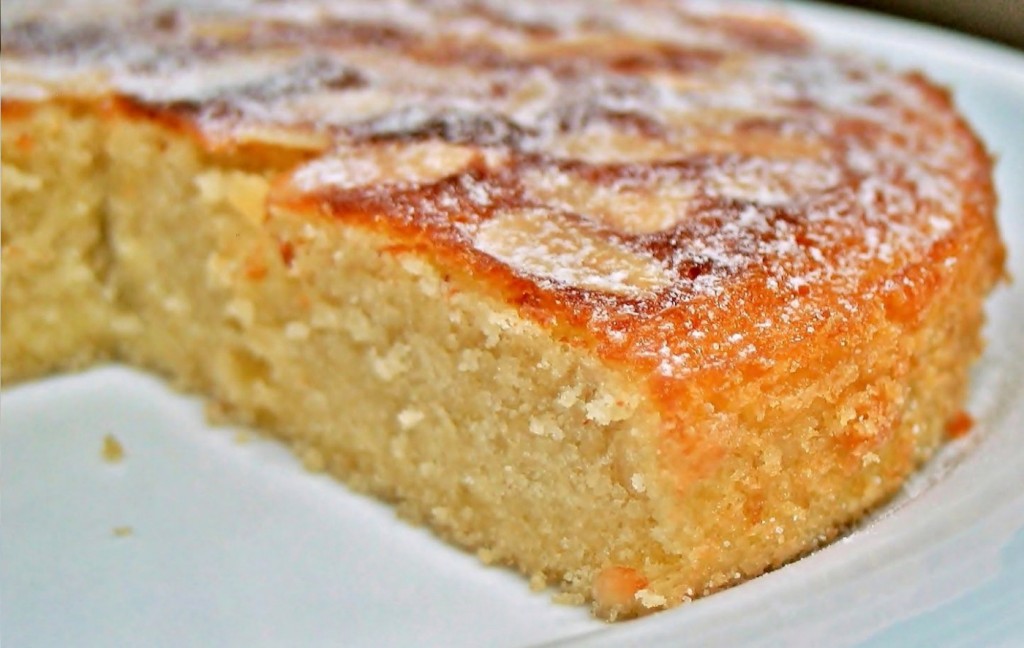 Bolo de Amêndoa • Iguaria! Receita e Culinária