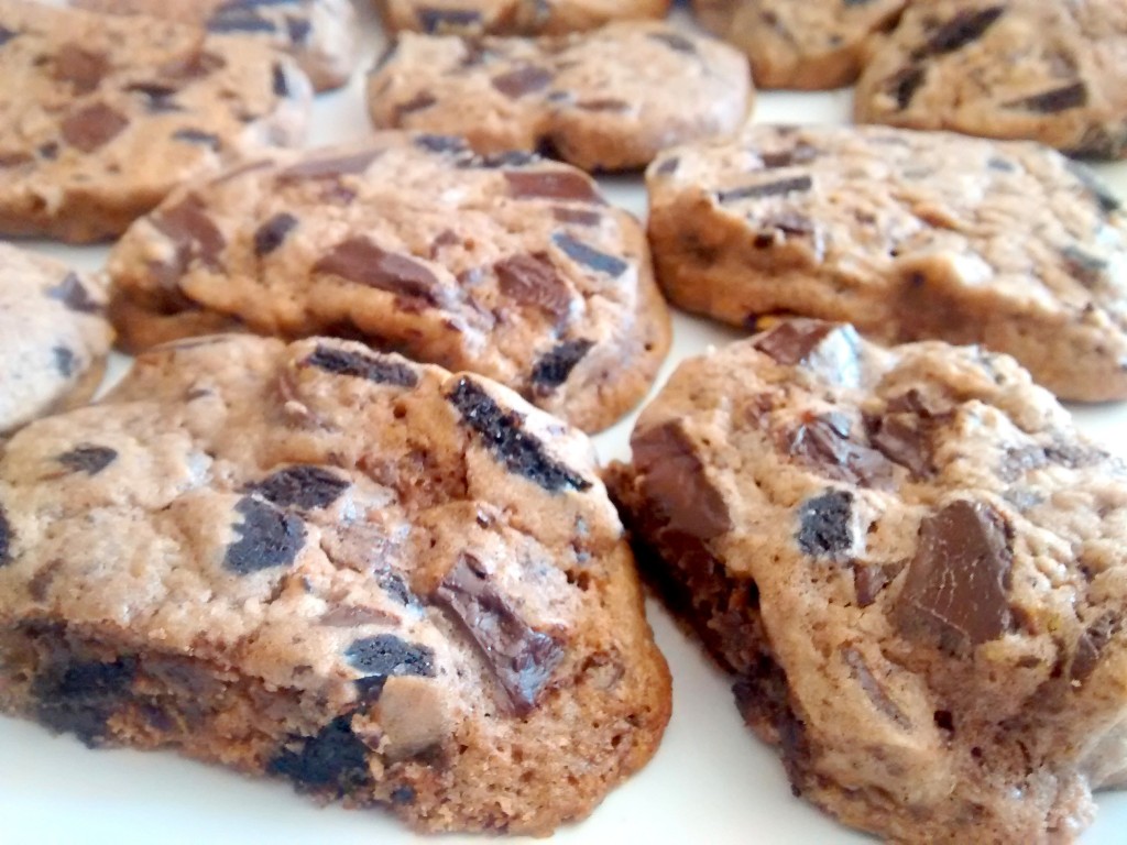 Cookies de 4 Chocolates • Iguaria Receita e Culinária