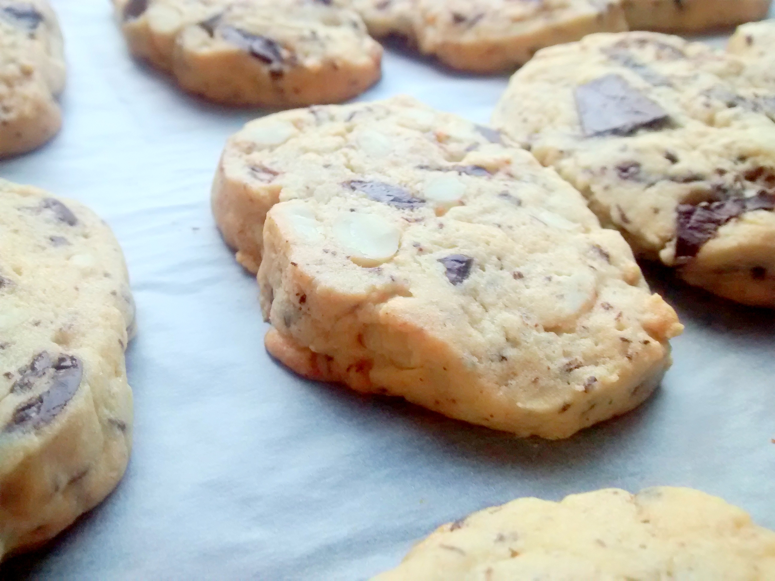 Biscoitos de Chocolate e Amêndoa • Iguaria Receita e Culinária