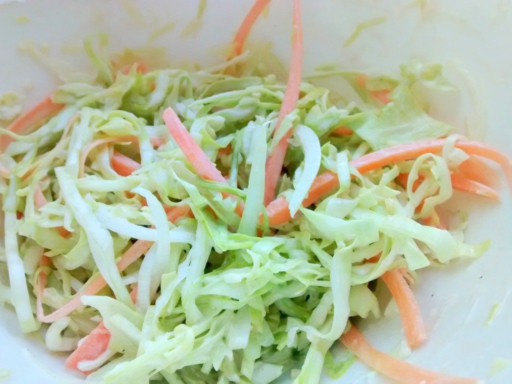 Salada de Repolho • Iguaria Receita e Culinária