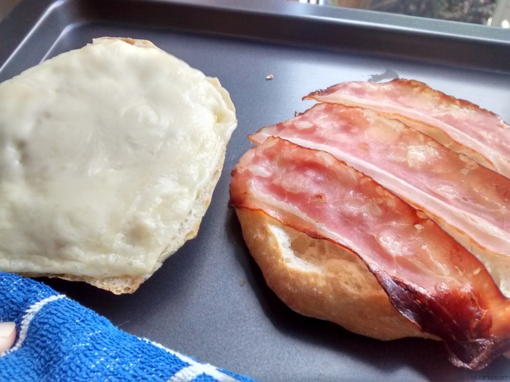 Sandes de Queijo e Bacon • Iguaria Receita e Culinária