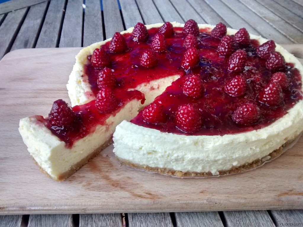 Cheesecake de Morango • Iguaria Receita e Culinária