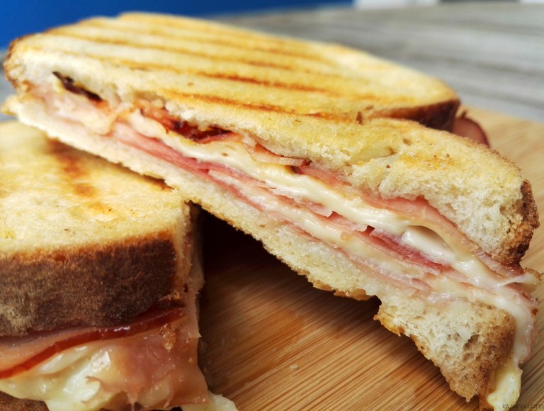 Tosta Mista de Bacon • Iguaria Receita e Culinária