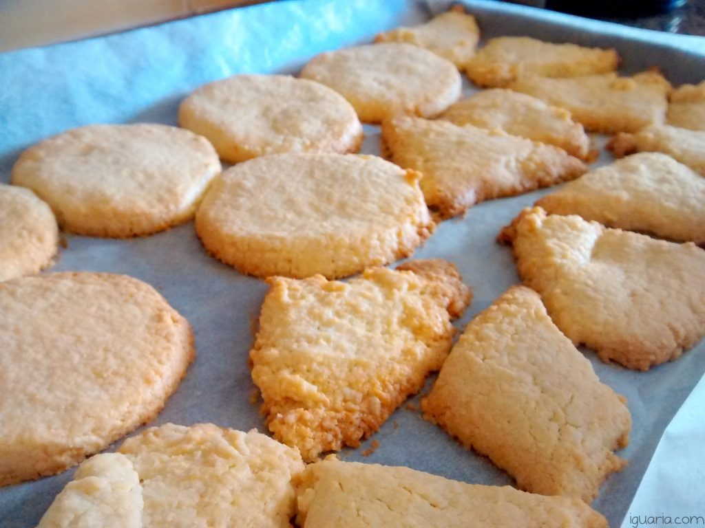 Biscoitos de Manteiga e Coco • Iguaria Receita e Culinária