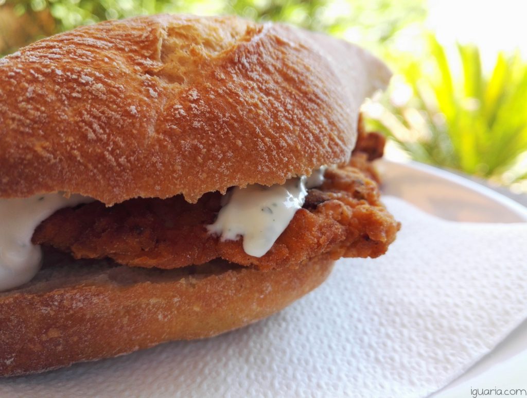 Sandes de Frango Frito • Iguaria Receita e Culinária