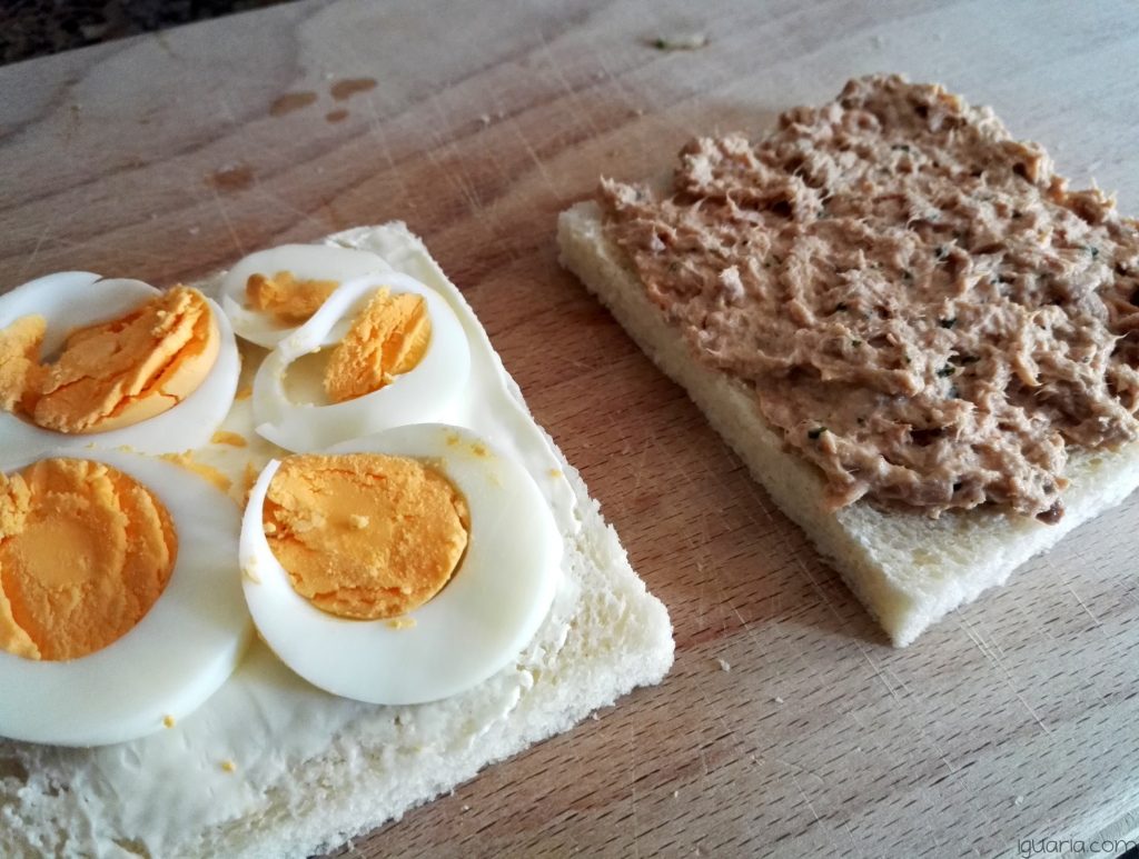 Mini Sandes de Ovo e Atum • Iguaria Receita e Culinária