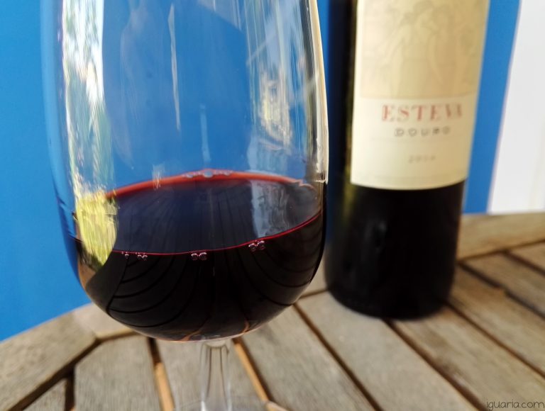 Vinho Tinto Esteva Douro • Iguaria Receita e Culinária