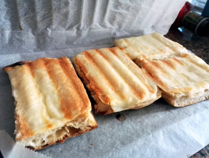 Tosta de Queijo Grelhado • Iguaria Receita e Culinária