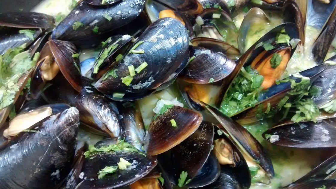 Conquilhas à Algarvia • Iguaria! Receita e Culinária