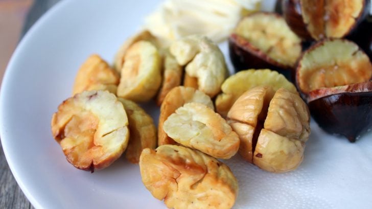 Castanhas Assadas no Forno • Iguaria! Receita e Culinária