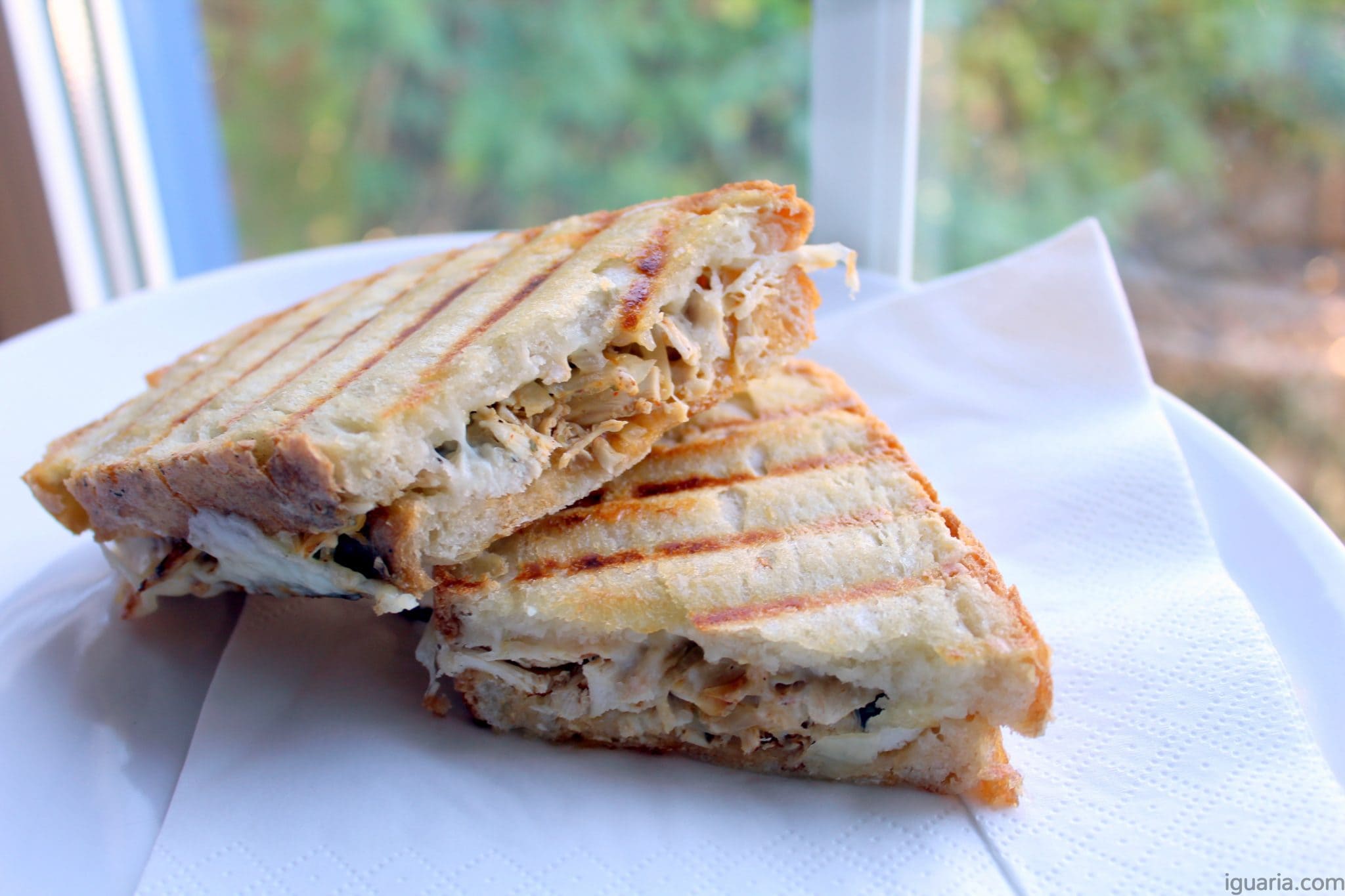 Tosta de Frango Refogado • Iguaria Receita e Culinária