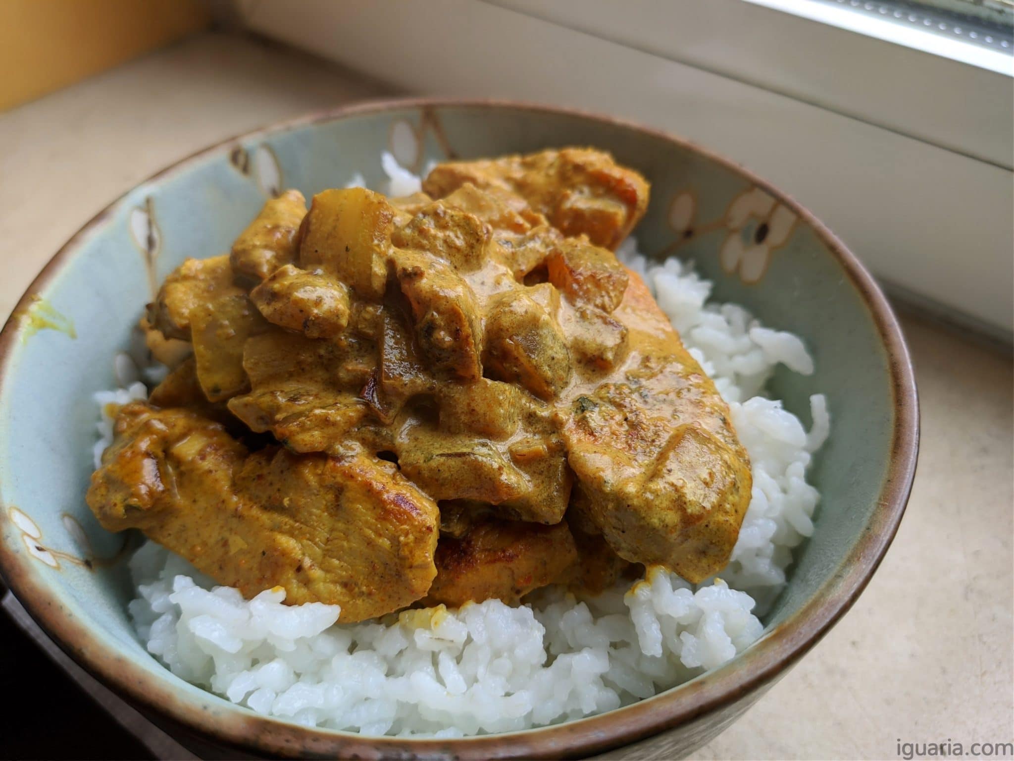 Caril de Frango com Arroz • Iguaria Receita e Culinária