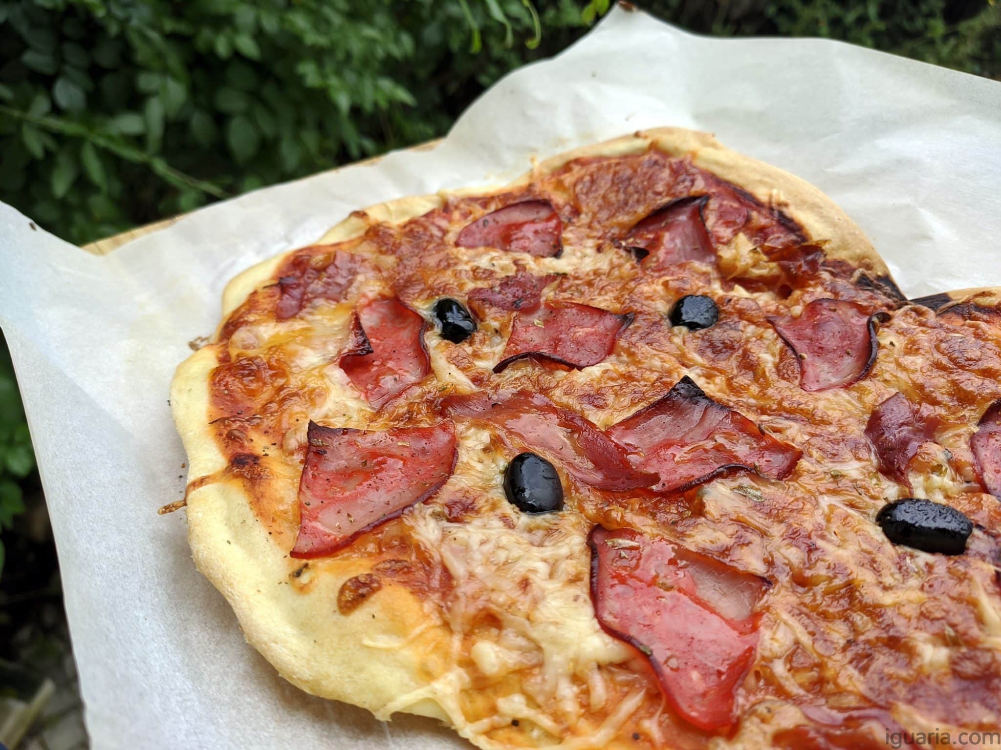 Pizza Fina de Paio • Iguaria! Receita e Culinária