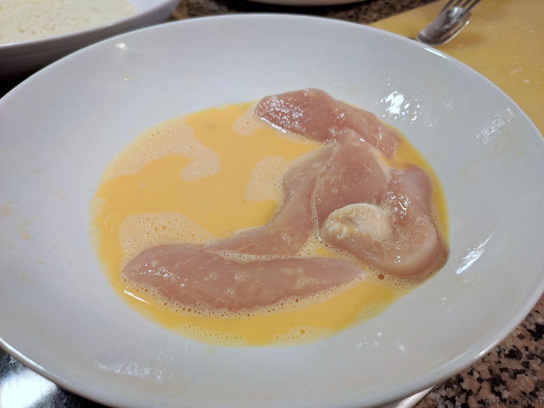 Sandes de Peru Panado com Cebola Frita • Iguaria Receita e Culinária