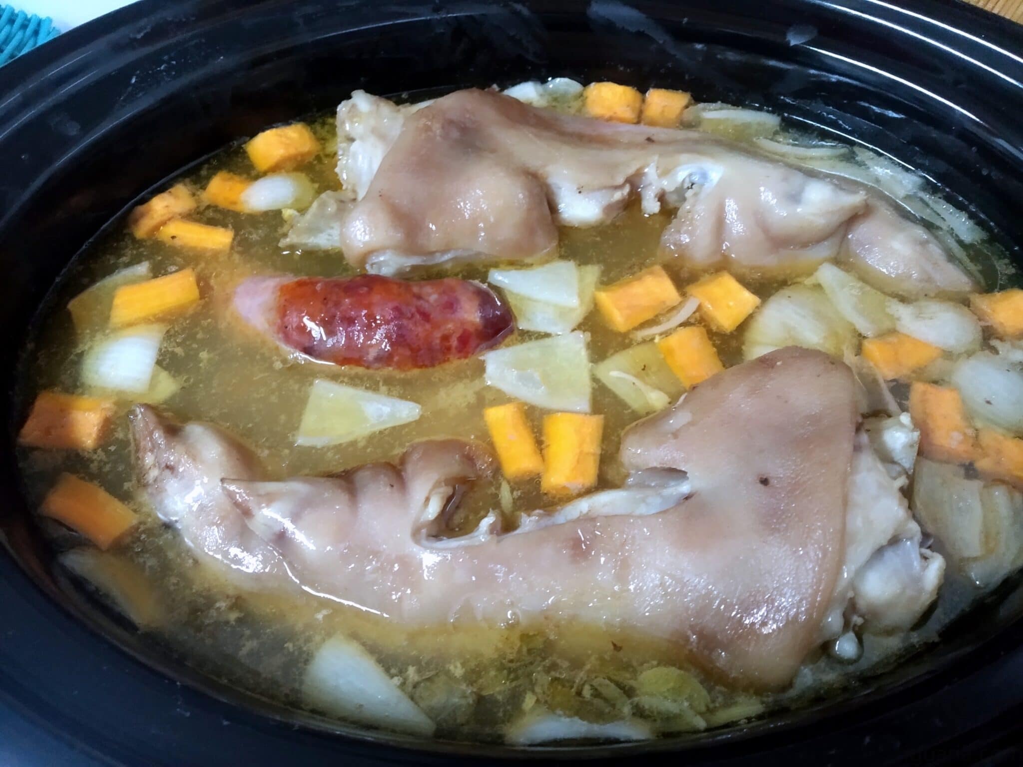Chispe de Porco Cozido Lentamente • Iguaria Receita e Culinária