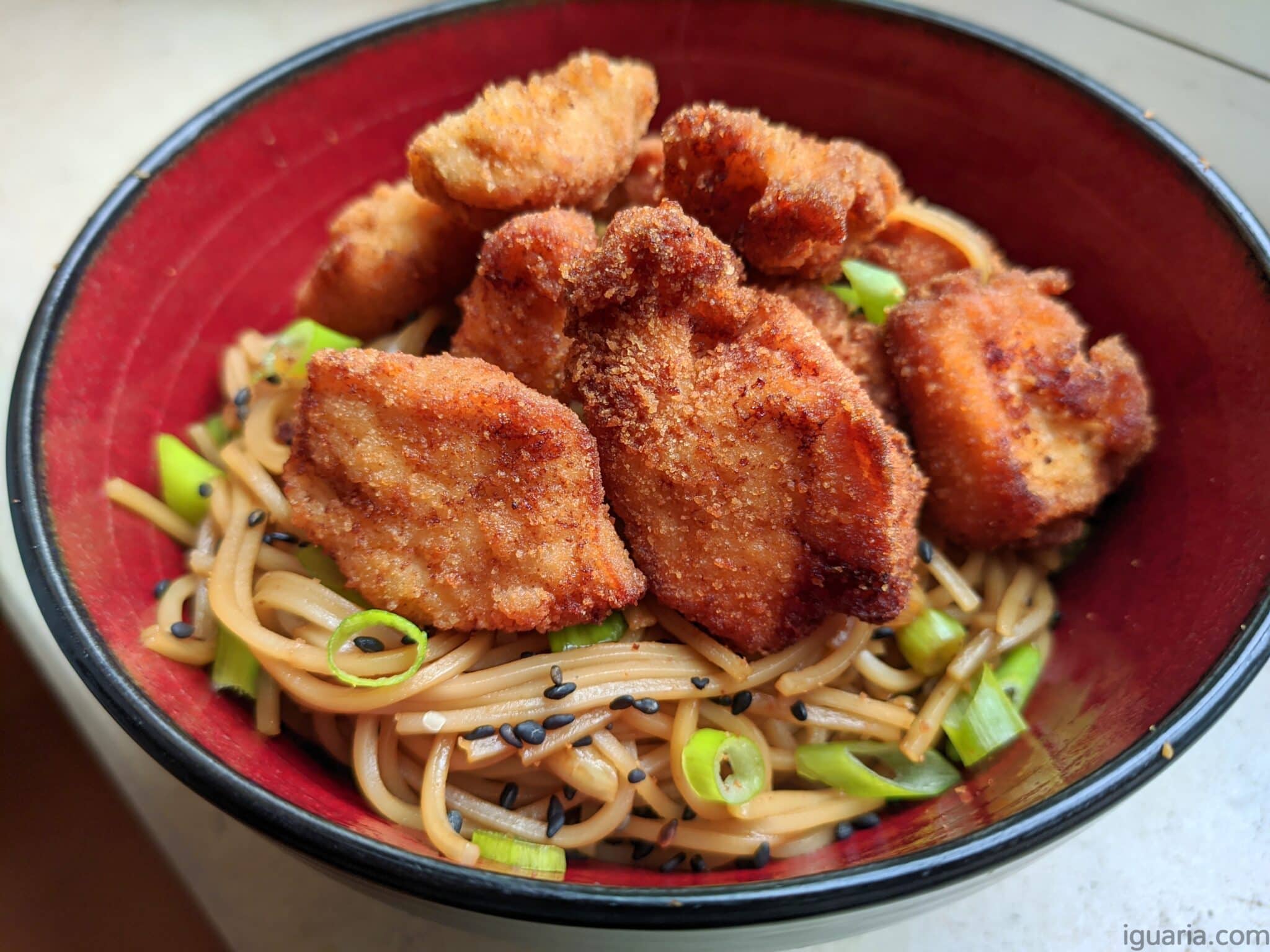 Nuggets de Frango com Noodles • Iguaria Receita e Culinária