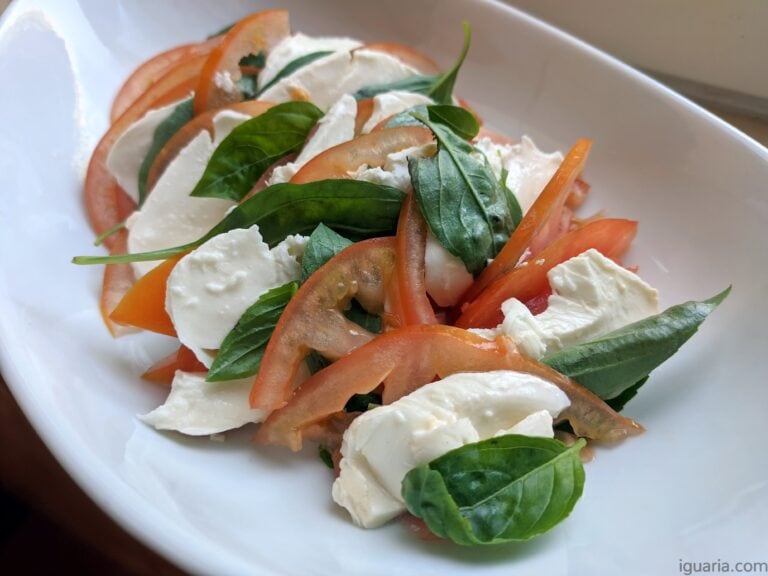 Salada Italiana • Iguaria Receita e Culinária