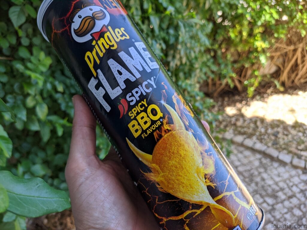 Pringles Flame Kickin Sour Cream e Spicy BBQ • Iguaria Receita e Culinária