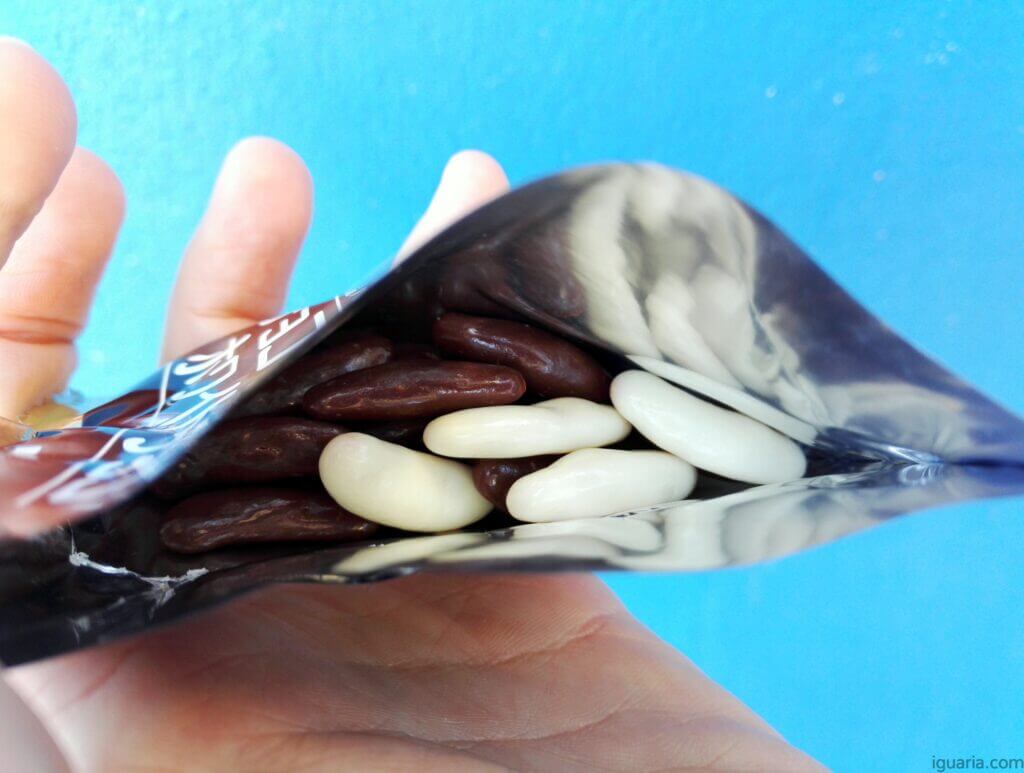 Kaki no Tame de Chocolate Branco e Preto • Iguaria Receita e Culinária