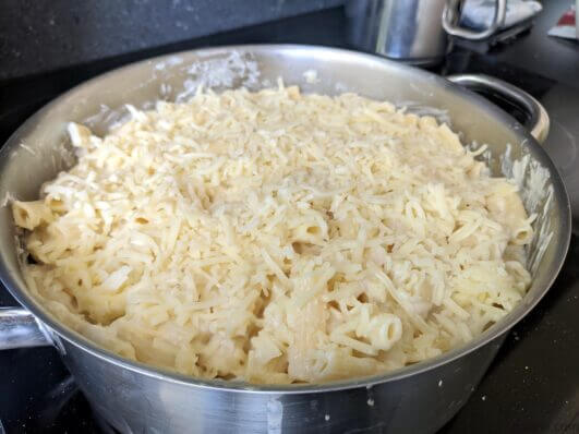 Massa Cremosa de Queijo - Mac & Cheese • Iguaria Receita e Culinária