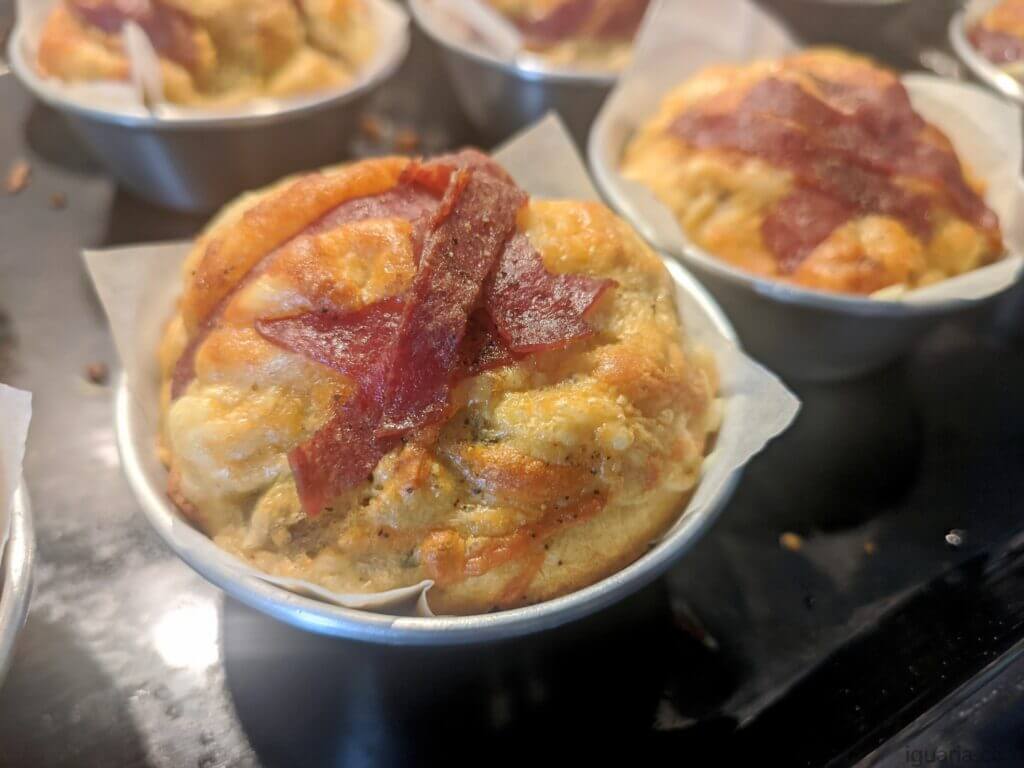 Queques bem Apimentados de Frango • Iguaria Receita e Culinária